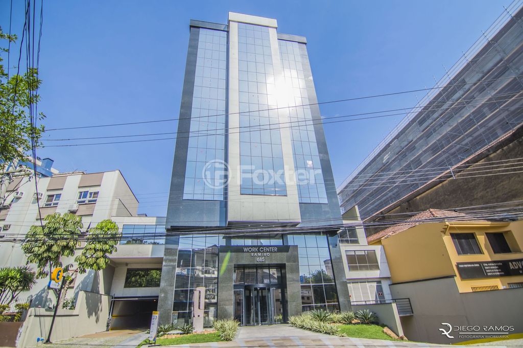 Work Center Ramiro | Floresta, Porto Alegre - Foxter Imobiliária